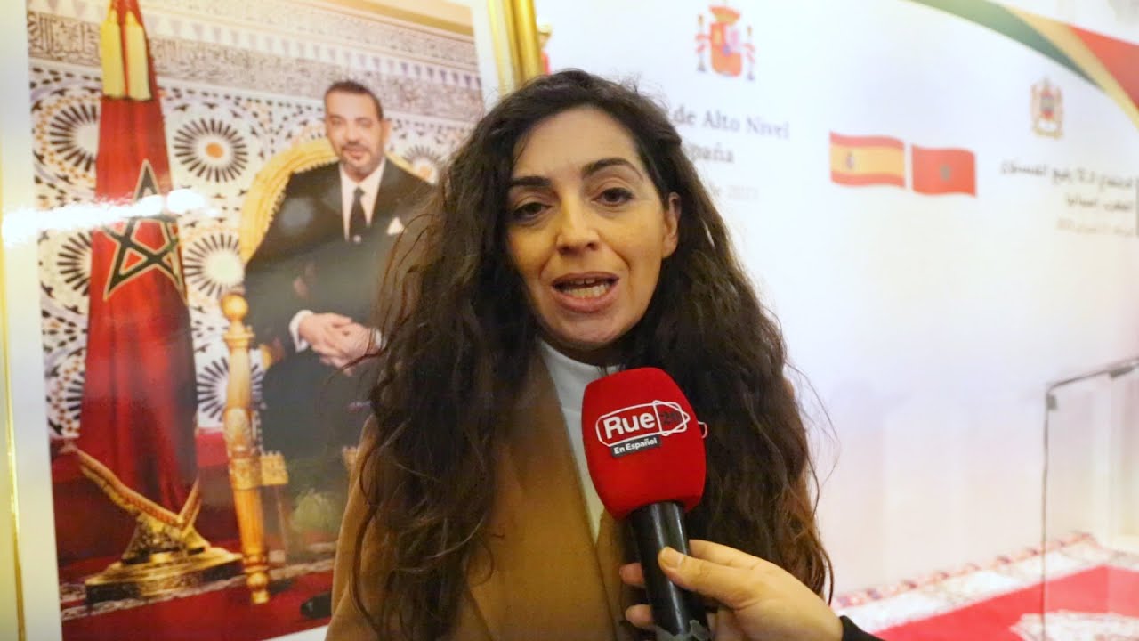 Beatriz Mesa, analista española - YouTube