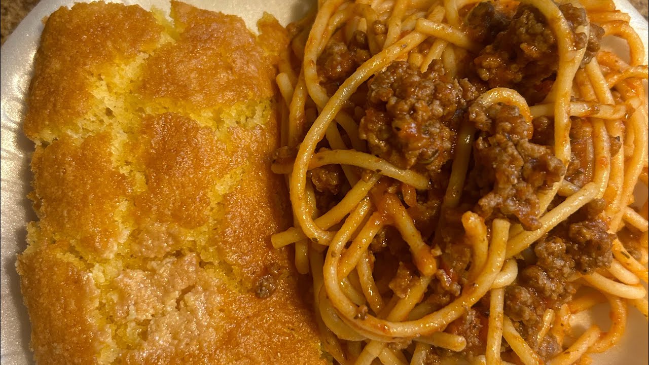 Spaghetti & Cornbread - YouTube
