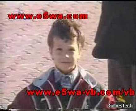 Ali bahar singing albareha in kuwait - YouTube