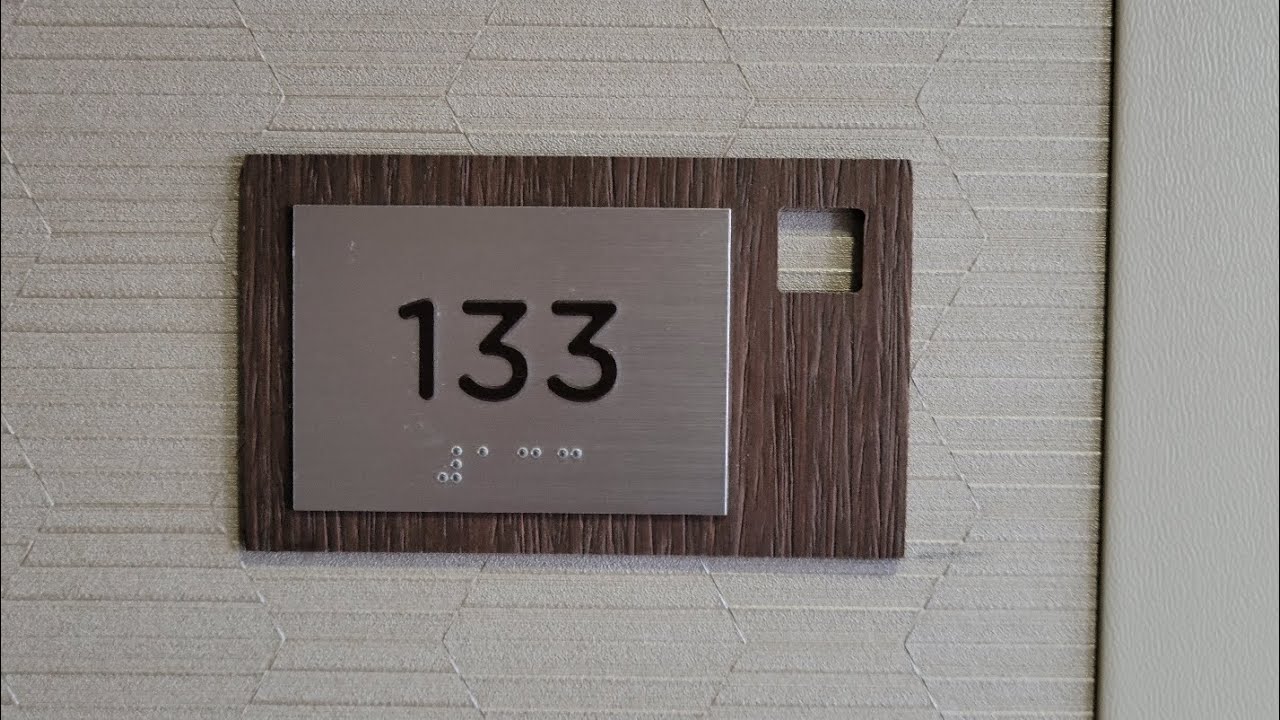 Room 133 @ Courtyard Owensboro - YouTube