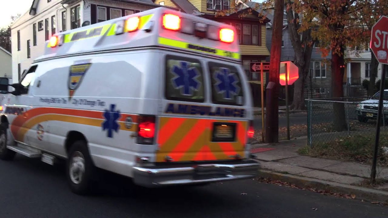 MONOC EMS AMBULANCE RESPONDING MODIFIED TO A HOUSE FIRE IN THE CITY OF ...