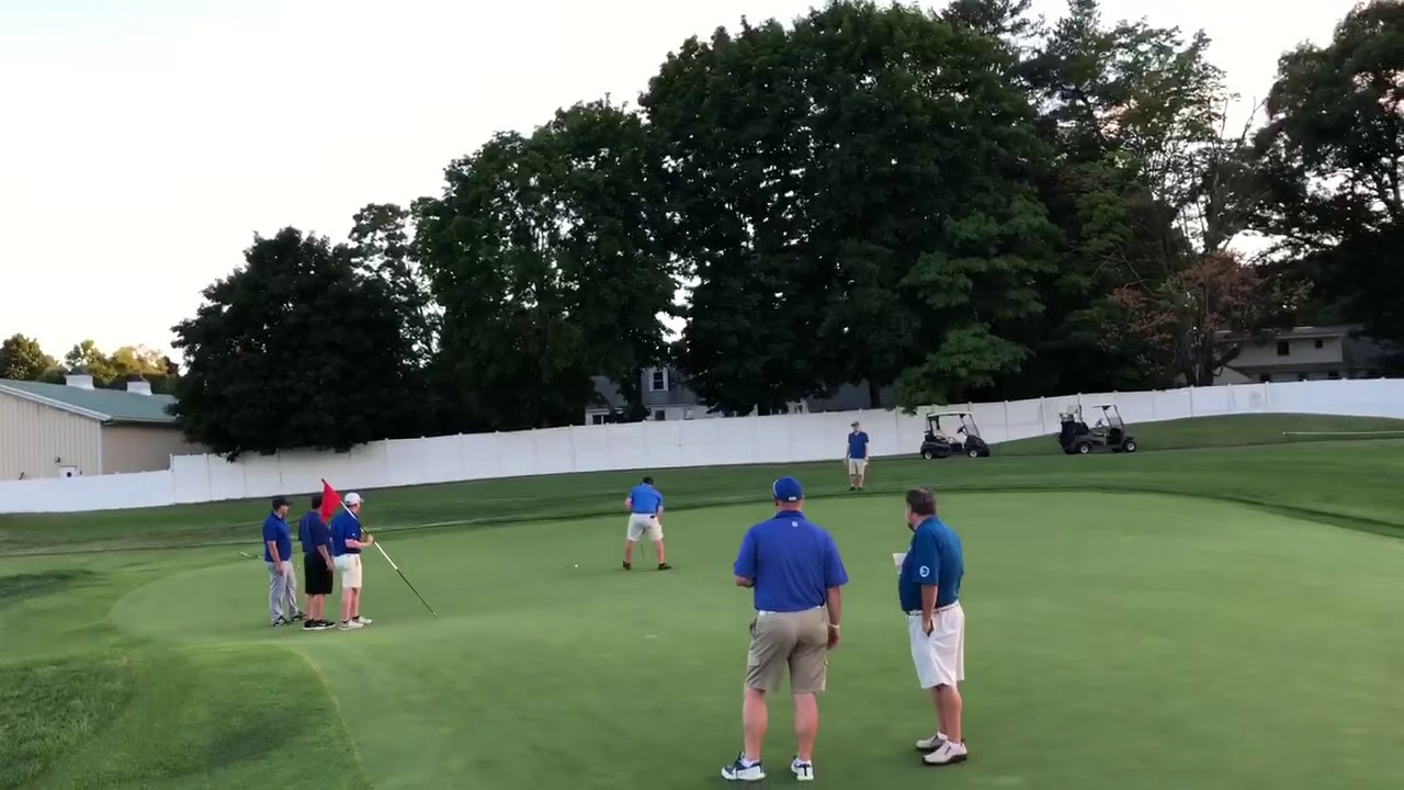 Neumann 9th hole at Wintonbury Hills Golf Course - YouTube