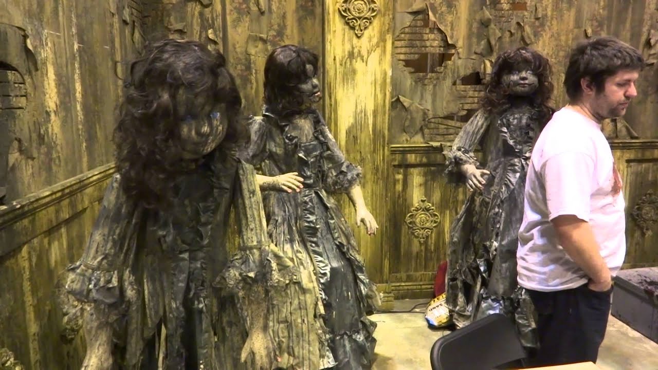 Transworld Haunt Show 2014 Walk-Through Part 3 - YouTube