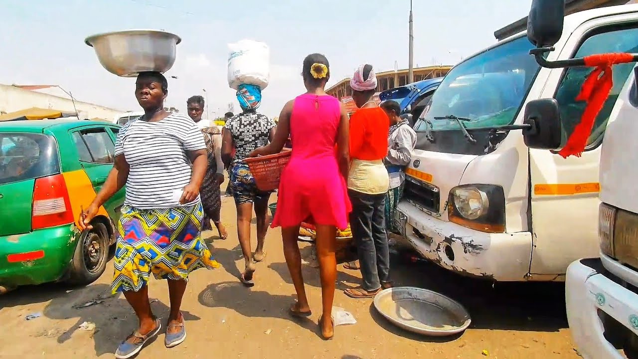 🇬🇭 SHOWCASING C.M.B. MARKET TO ADABRAKA COMMUNITY IN WEST AFRICA STREET ...