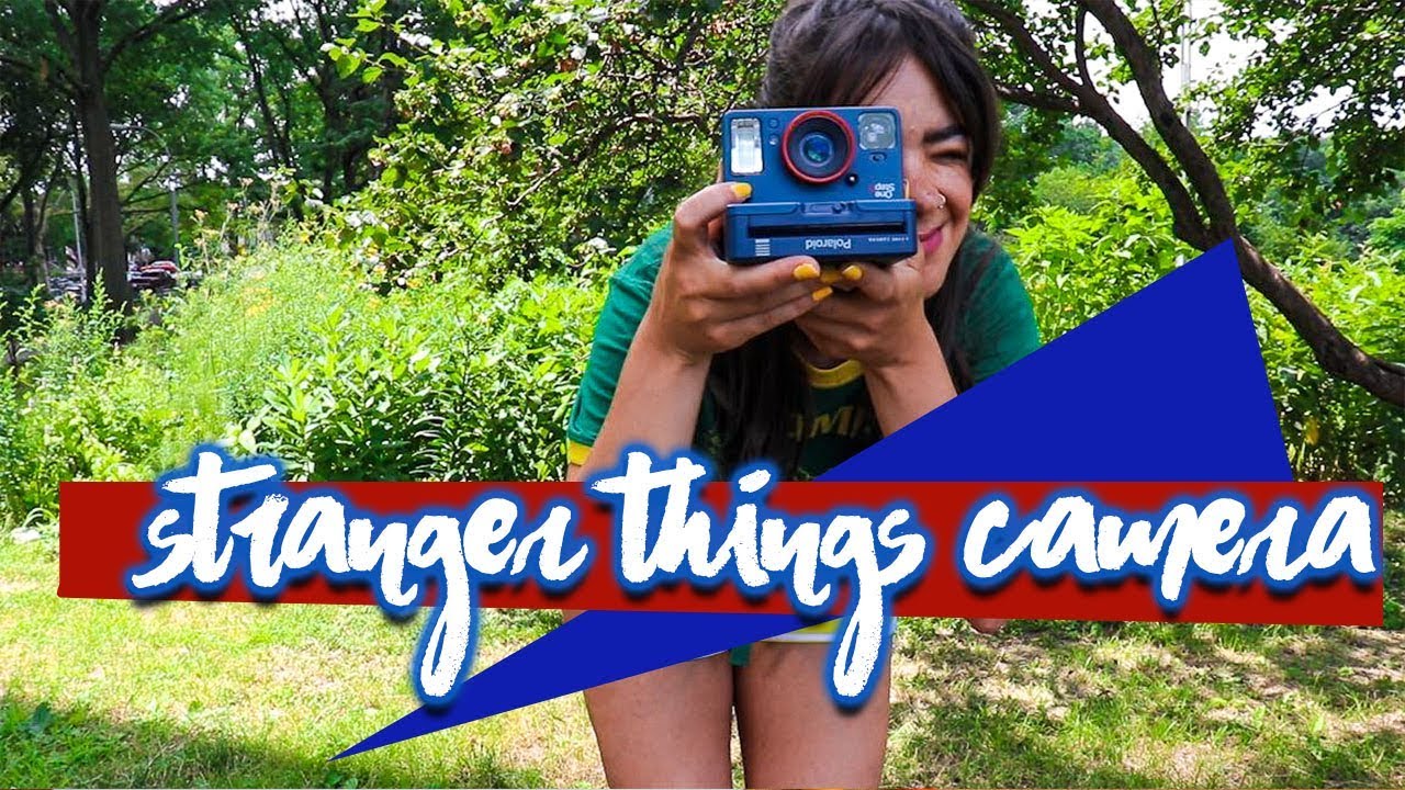 UNBOXING STRANGER THINGS POLAROID CAMERA - YouTube