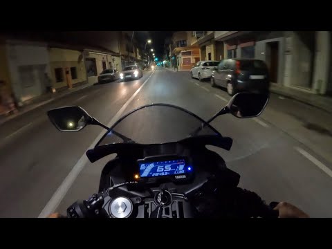 Night Ride Yamaha YZF R125 + QUICKSHIFTER - Arrow Pro Race - GoPro Hero ...