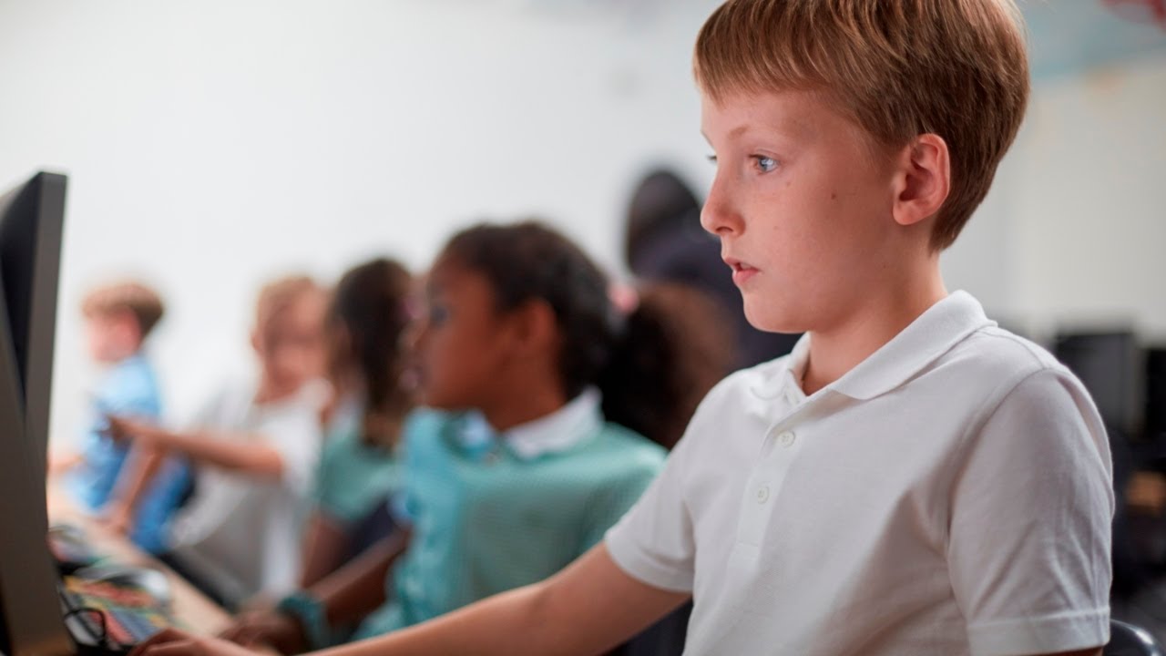 Helping children achieve their goals - YouTube