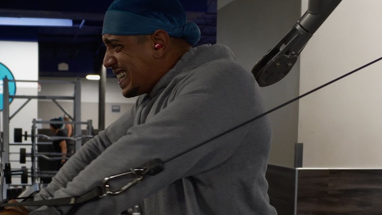 CHEST & LEG SPLIT WORKOUT LED BY BRO DAY 26 OF 30 - YouTube