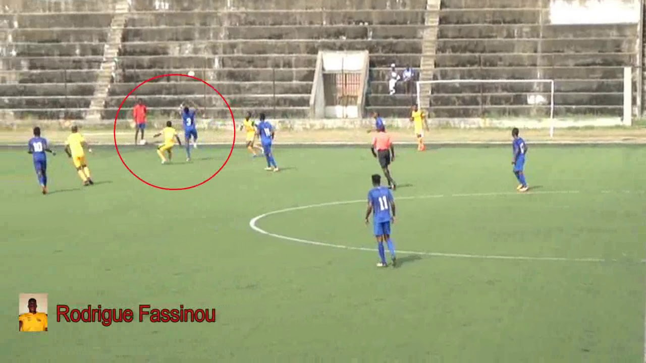 Quelques actions de Rodrigue Fassinou Aspac fc - YouTube