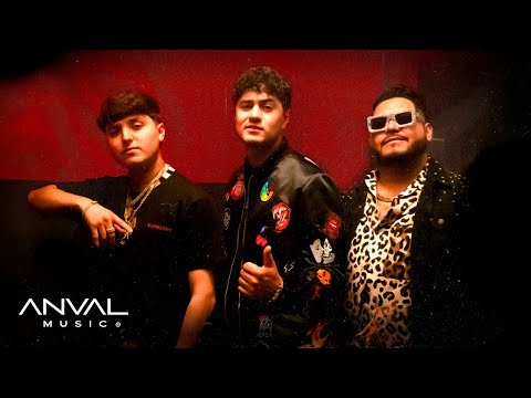 La Adictiva x Gabito Ballesteros - La Pelinegra (Video Oficial)