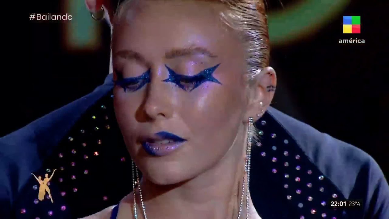 💃 Un fuego la bachata de Tuli Acosta en el Bailando 2023 - YouTube