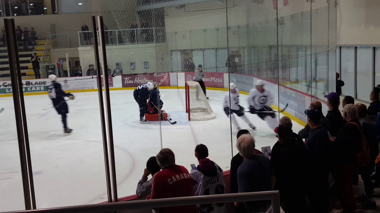Watching the Winnipeg Jets development camp at MTS Iceplex - YouTube