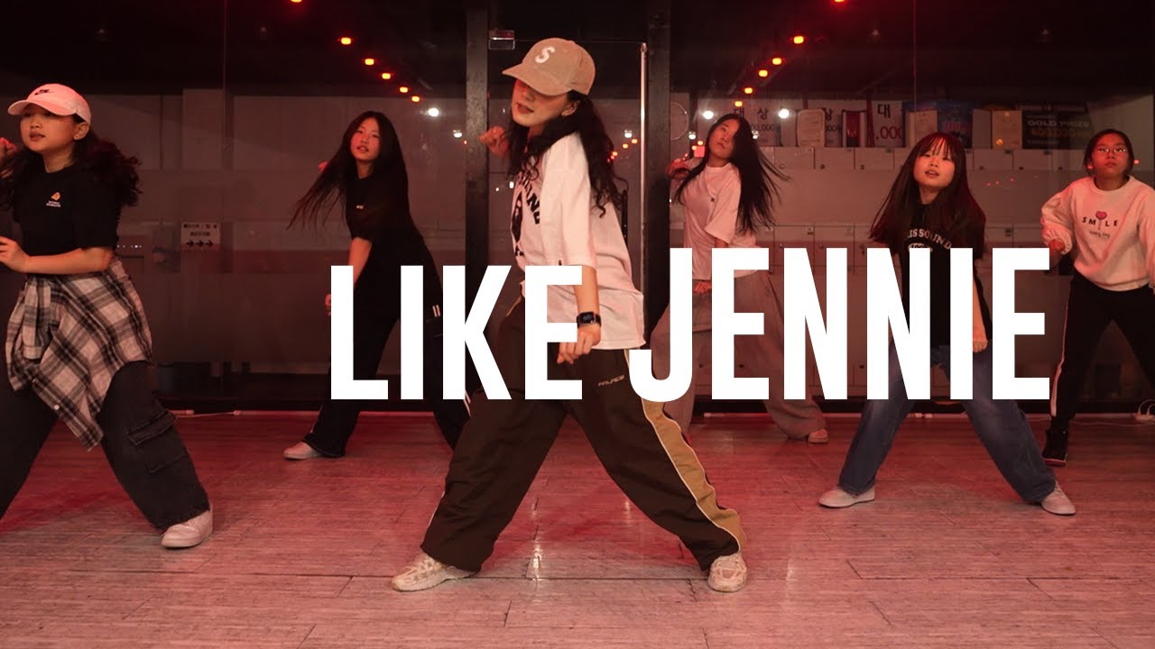 JENNIE - like JENNIE K-POP DANCE COVER SORA - YouTube