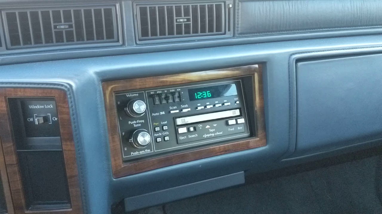 1993 Cadillac Sedan DeVille Special Edition Radio - YouTube