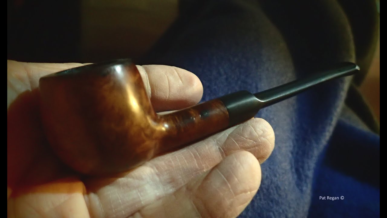 Old Bond Pipe with a Mystery Mix - YouTube