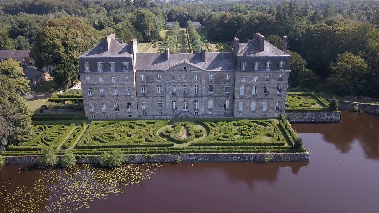 Le Château de Lorge HD - YouTube