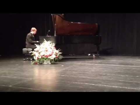 Frank Tedesco - The New Rwanda (Live) - YouTube