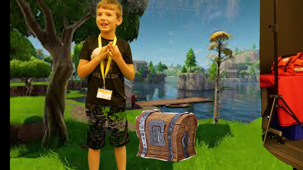 fortnite in real life! with greenscreen - YouTube