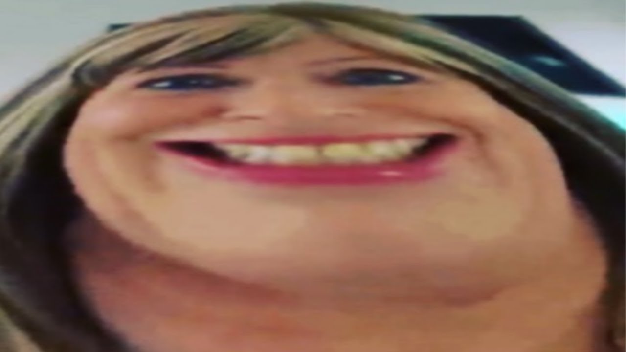 Morgz mum falls for 59:58 minutes - YouTube