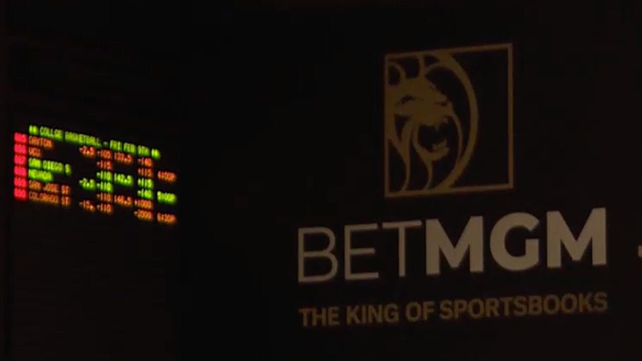 Road to Repeat: Betting on Las Vegas hits crazy level as Super Bowl ...
