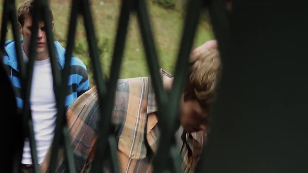 Wrong turn 5 police killing - YouTube