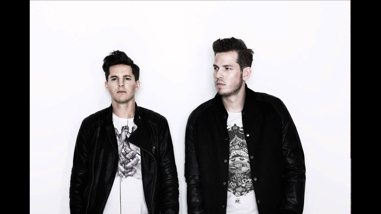 Firebeatz & Schella - Switch [Rip] - YouTube