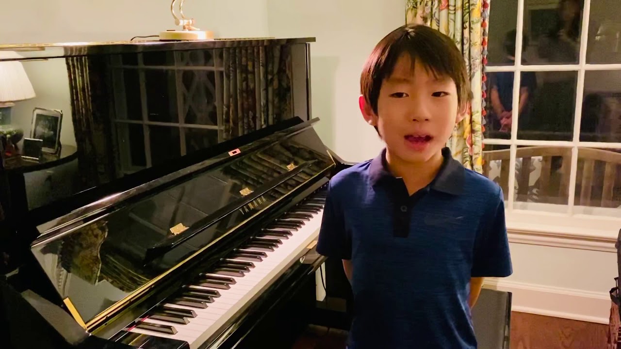 Doing the piano recital fail (funny) - YouTube