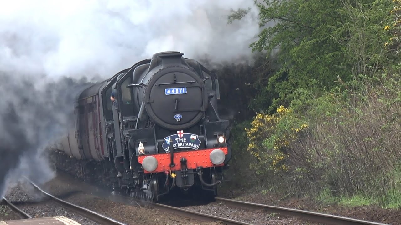 Stanier Black 5 Loco’s 44871 + 45407 at Gretna Green Station (Monday ...