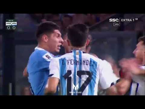Chaos and Fight in the Argentina - Uruguay match. Messi still Messi . Arjantin Uruguay maçında kavga