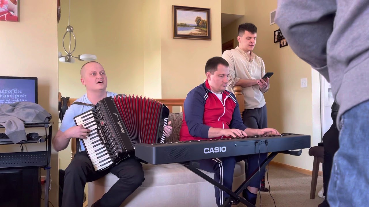 Celebration of thanksgiving in russian - YouTube