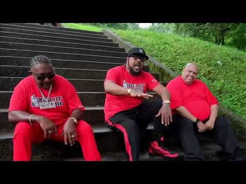 I just want my picture took Mojo featuring Khujogoodie and M. C. Shy D