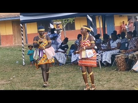 Traditional Kete Dance In Ghana | MrAgyengovlogs - YouTube