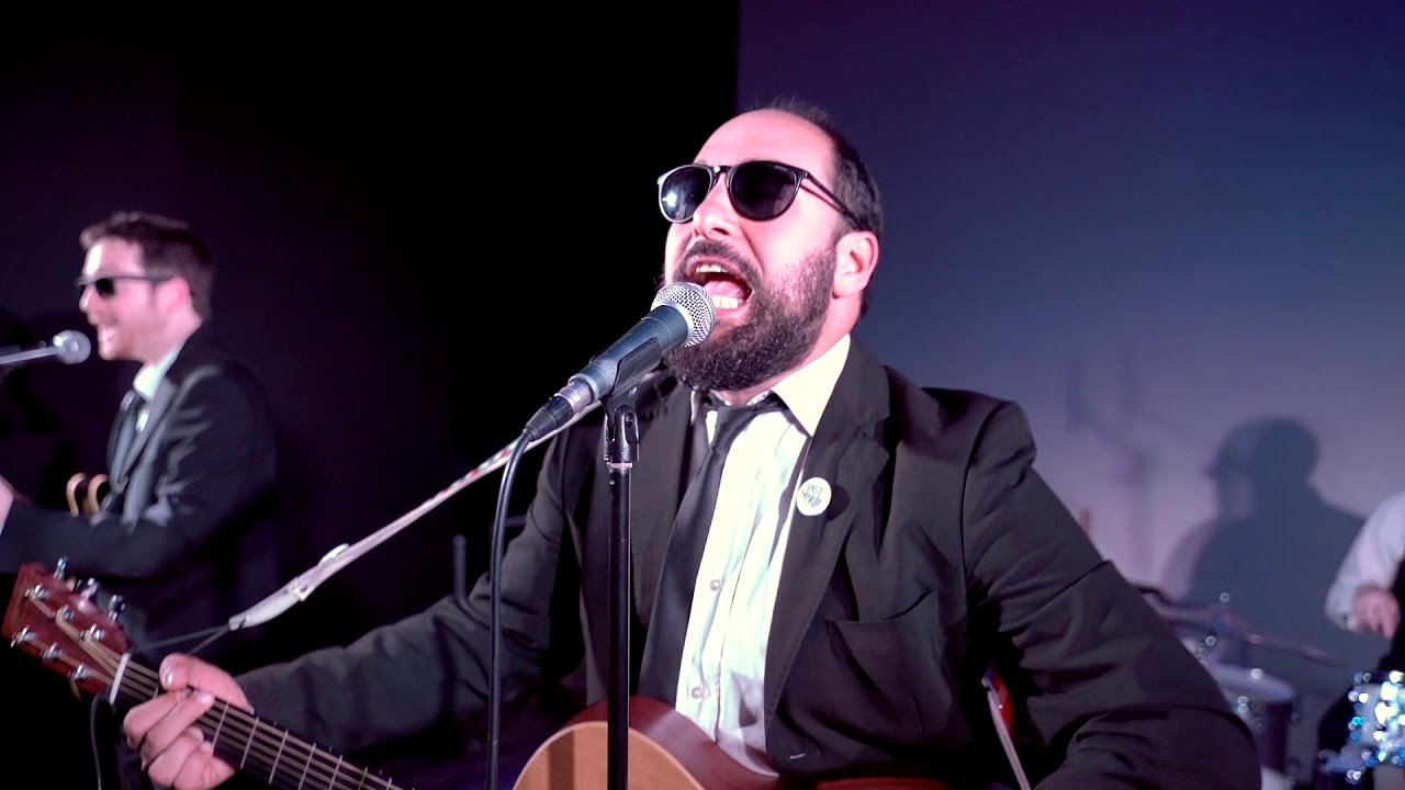 Wake up little Susie - YouTube