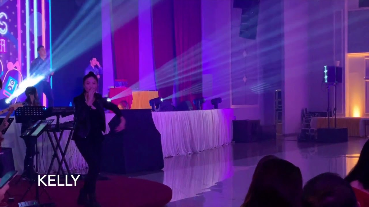 Vocalist： Kelly & Dickson - YouTube