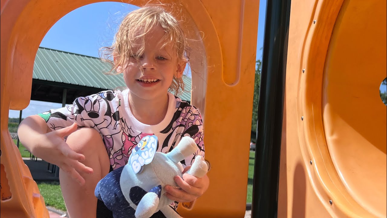 A Fun Day At The Park And Our Cats Being Dumb Youtube