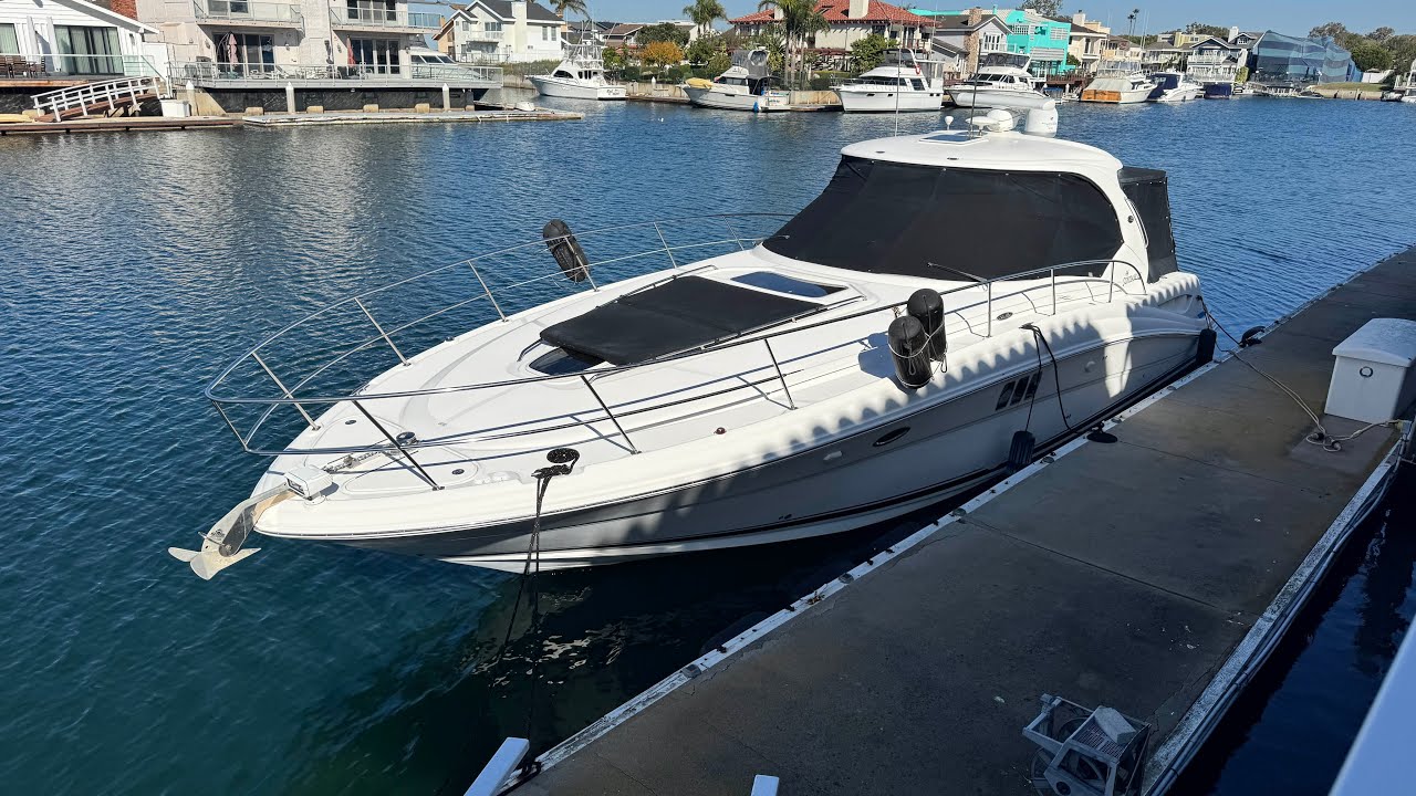 44' Sea Ray walk through and condition - YouTube