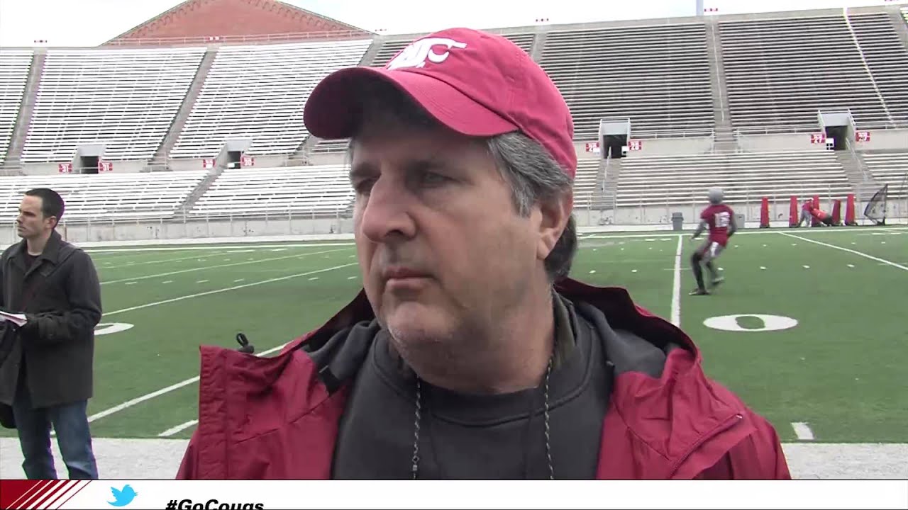 WSU Football: Mike Leach after practice. March 23 - YouTube