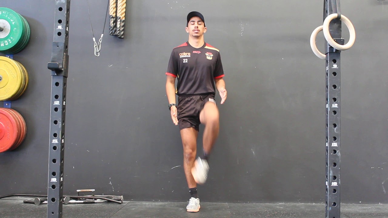 Leg Cradle (Dynamic) - YouTube