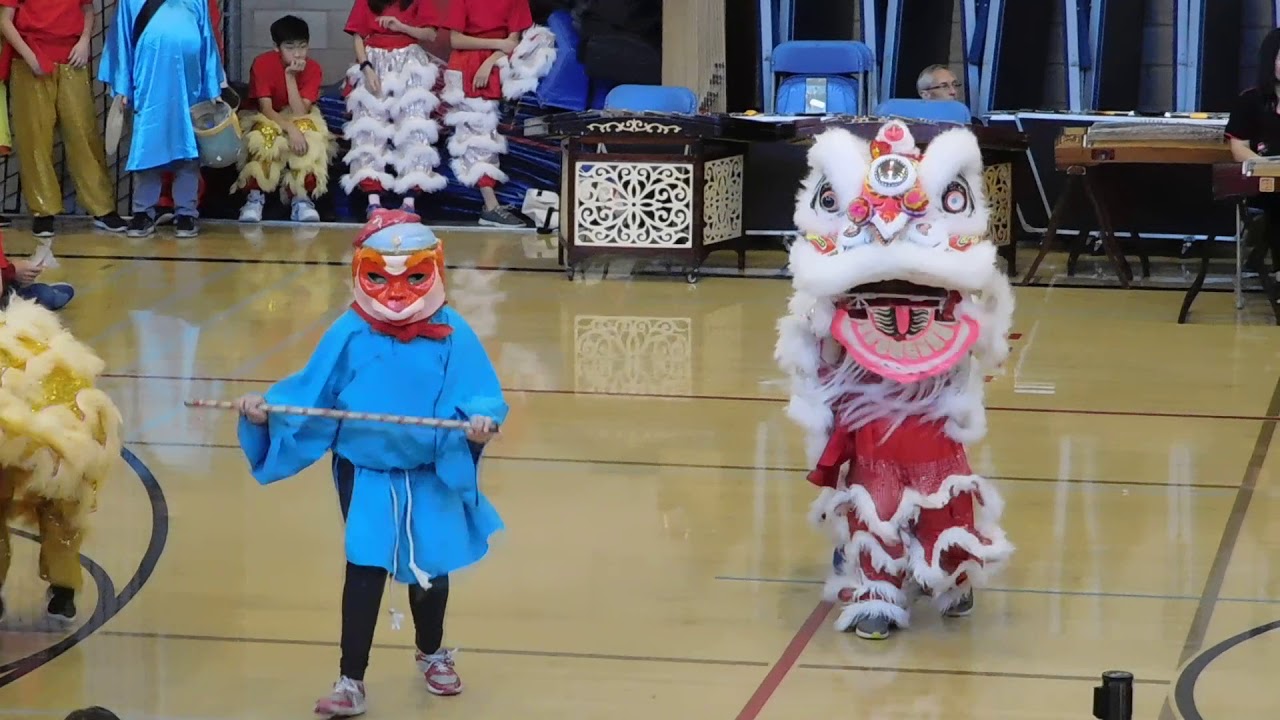 CAIS Mass Greeting 2018 6th Grade Lion Dance - YouTube