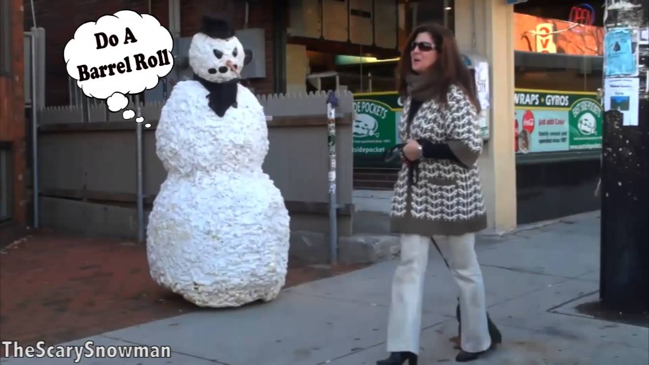 Scary Snowman Pranks - YouTube