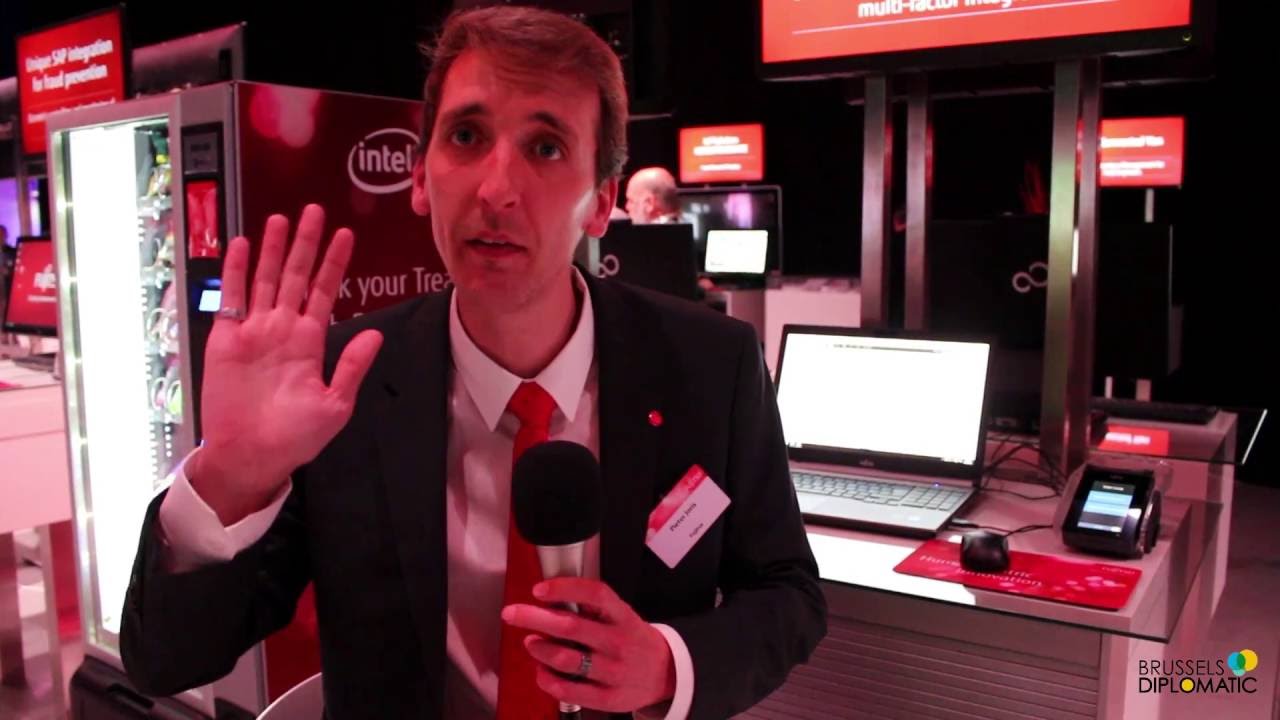 Fujitsu PalmSecure device using palm vein - YouTube