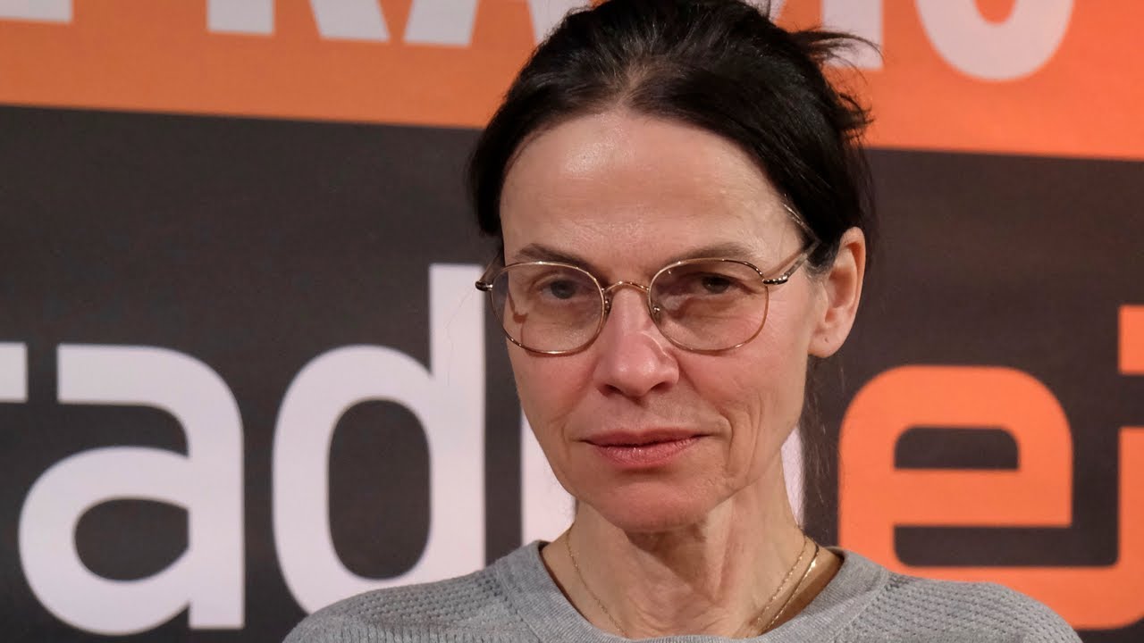 Silberner Bär für die Beste Regie "Ich war zuhause, aber" von Angela ...