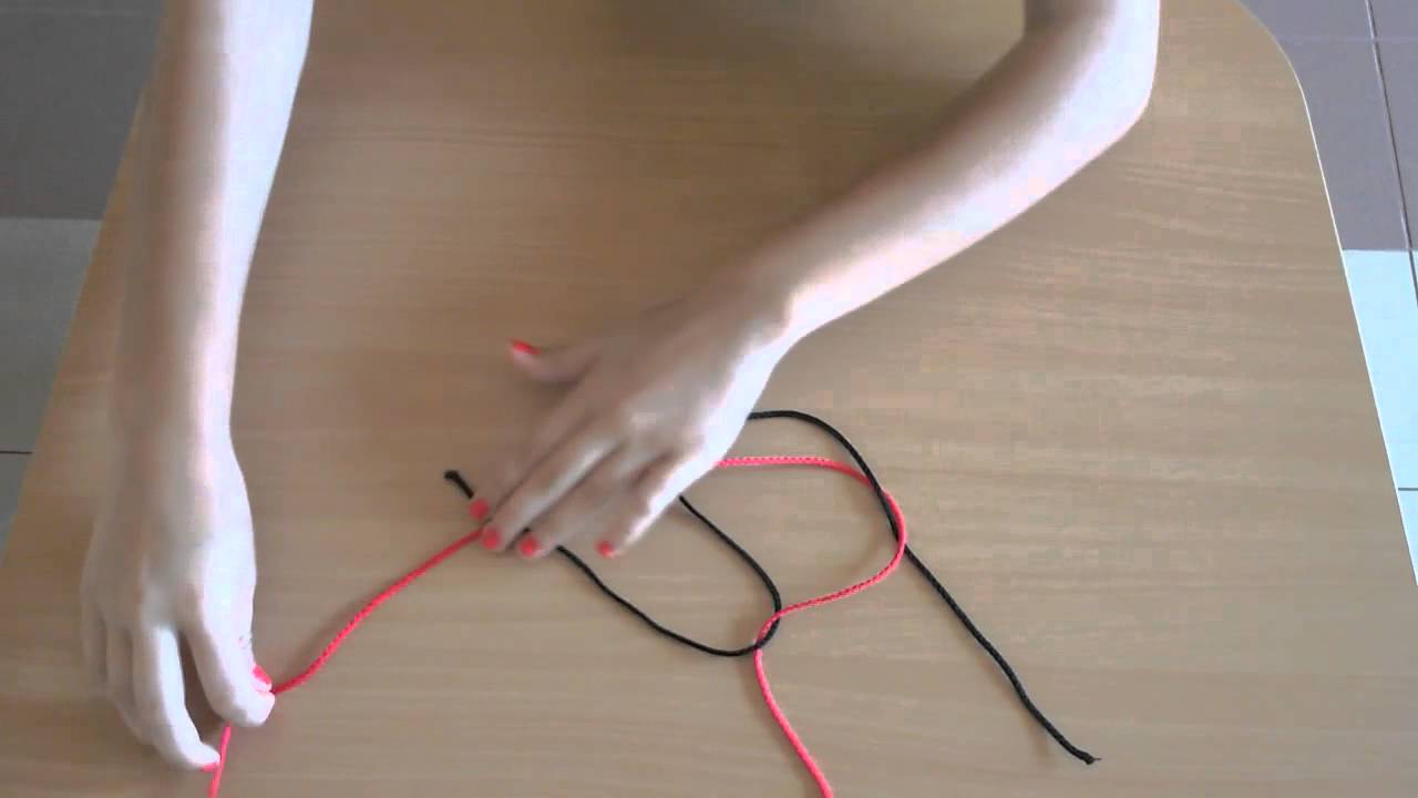 How to... make! Scoubidou (tutorial) - YouTube