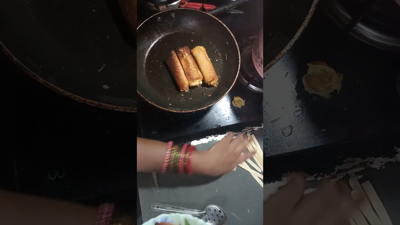 hi friends snacks recipe vachi👌 bread aloo matar cheese roll😋#subscribe ...