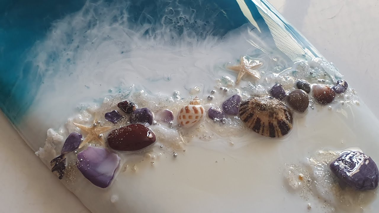 Surfboard wall art with Epoxy Resin, Le'Rez pigments and shells/ Demo ...