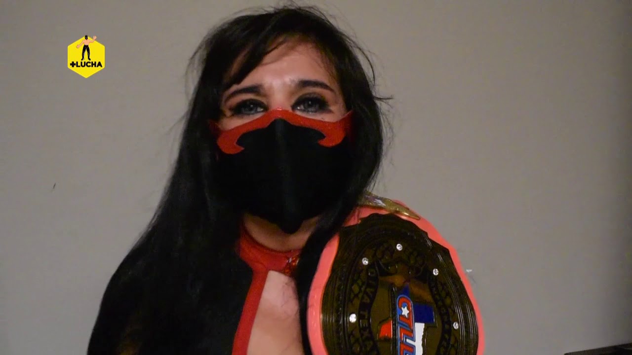 Mystique: "Chik Tormenta, vamos a luchar en el terreno que tu quieras ...