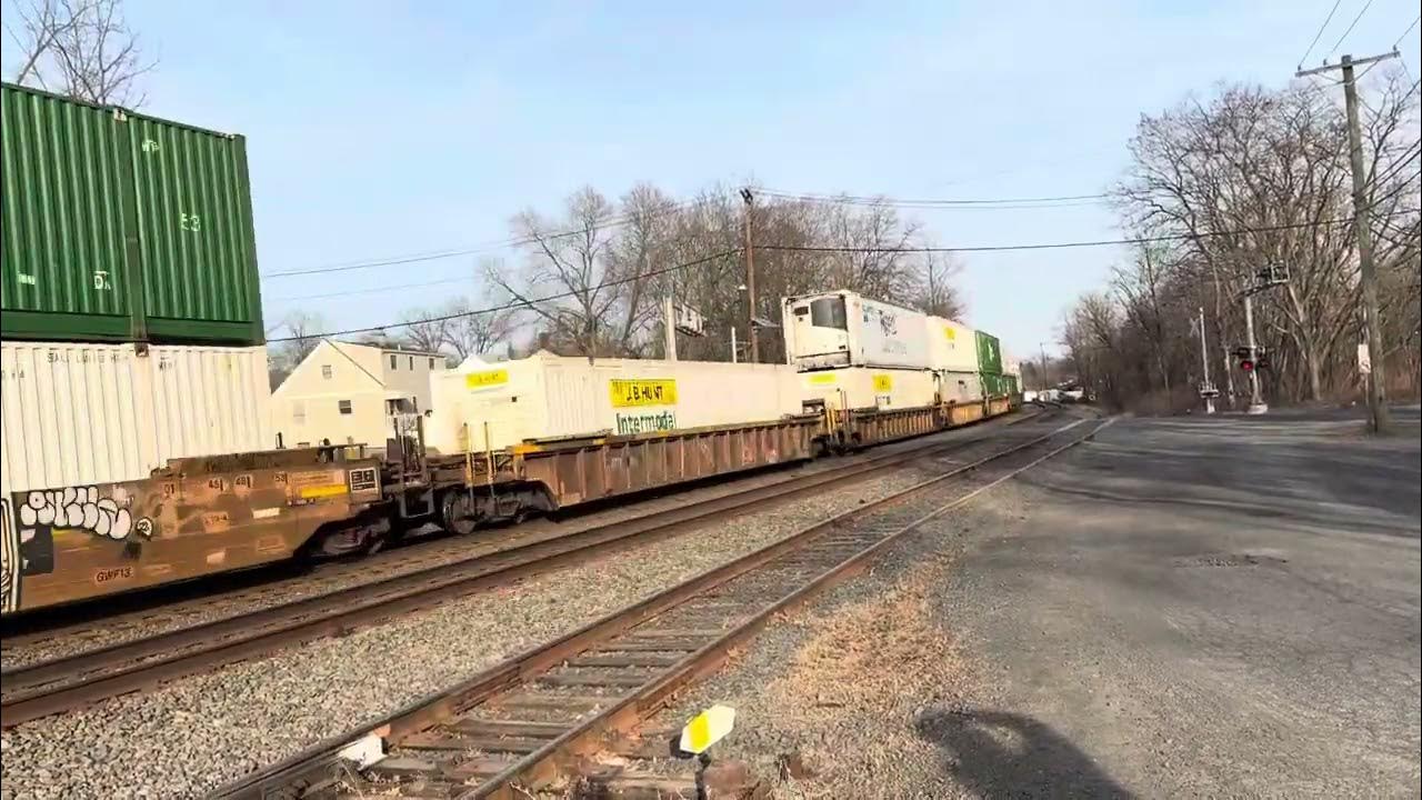 NS 3653 ET44AC leads NS 23G through Piscataway,NJ! - YouTube