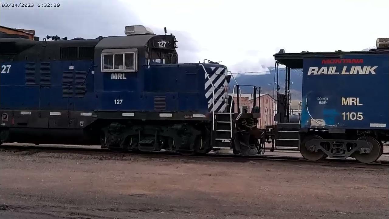 GP-9, MRL 127 with Remote Control Caboose 1105 at Livingston, Montana under a cloudy sky - YouTube