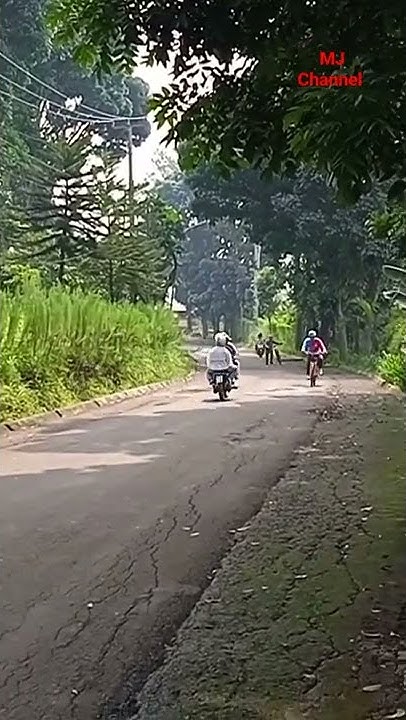 Nikmatnya Gowes Tanjakan Bukit Hambalang, Citeureup Kab. Bogor. - YouTube