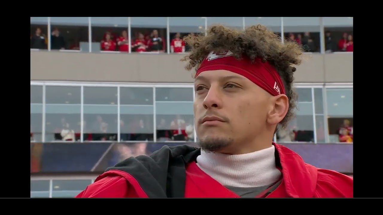 Lanell Lightfoot sings National Anthem before AFC Divisional Playoff ...